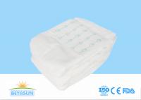 China Ultra Soft Disposable Adult Diaper 800-1000ml Absorbency M/L/XL Sizes Custom Non-Woven Fabric for sale