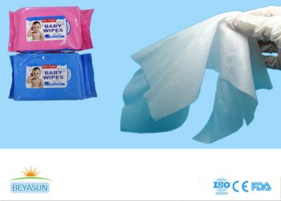 China Spunlace Nonwoven Disposable Wet Wipes 50gsm 15x20cm Makeup Remover Skin Care for sale