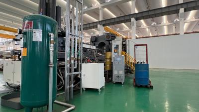 China Magnesium Alloy Pressure Die Casting Machine with Max. Casting Weight 5 Kg 5000 KN Clamping Force and 10-285rpm Screw Speed for sale