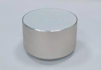 China Custom Portable Mini Wireless Bluetooth Speaker 3W with AUX 69x69x42mm for sale