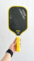 China Adult Carbon Fiber 16mm Pickleball Paddle 42x18cm Frosted Surface for Spin Control for sale