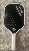 China Adult Carbon Fiber 16mm Pickleball Paddle 42x18cm Frosted Surface for Spin Control for sale