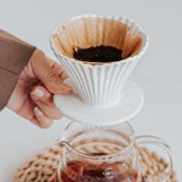 China Straight Ceramic Reusable Hand Brew Coffee Filter Cup Convenient For Office And Home for sale