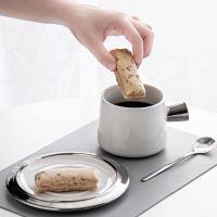China Porcelain Coffee Mug for Light Luxury Breakfast in Business Gifts Design Style for sale