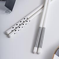China Stylish Hepburn Style Ceramic Chopsticks Gift Set For Chinese Porcelain Sushi Lovers for sale