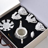 China Ceramic Tea Set In European Style Porcelain Teapot Cups And Saucers For Afternoon Tea for sale