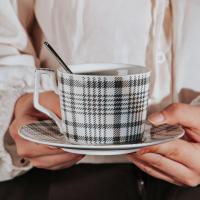 China Modern 6.7 Oz Porcelain Cups Saucers With Sustainable Fabric Texture Pot And Saucer for sale