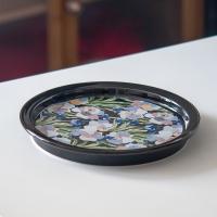 China Hand Painted Round Vintage Dessert Plate Ceramic Deep Plate With Black Flower Design for sale