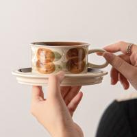 China 250ml Porcelain Tea Cups And Saucer Set Decorative Ceramic Coffee Cups And Saucers For Business Gifts for sale