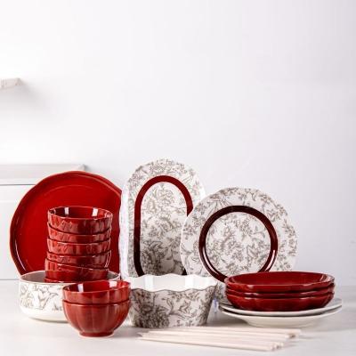 China Floral Red Table Mat Included 6-Piece Porcelain Dinnerware Set For Chinese Year for sale