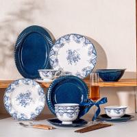 China Stunning Blue And White Porcelain Tea Cup And Saucers 200ml Volume For Business Gifts for sale