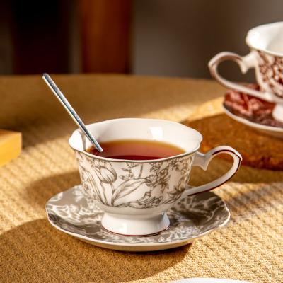 China Luxury Party Elegant Red Porcelain Ceramic Coffee Cup With Saucer 6.7oz for sale