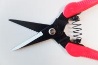 China Plastic Handle Housework Multi Purpose Snips With Safety Lock for sale