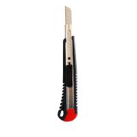 China Snap Off Heavy Duty Blade Cutter Paper Cutting Stationery Leather for sale