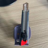 China 100 Mm Blade Length Heavy Duty Box Cutter Knife For Professional Results for sale