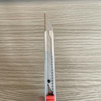 China 30° Tip Angle 9mm Cutter Carpet Knife Blade SK2 High Carbon Steel for sale