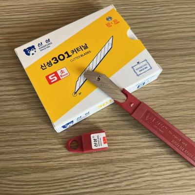 China SK2 High Carbon Steel Box Cutter Refill Blades For Cutting Car Film Performance for sale