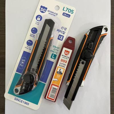 China Sturdy Portable 18mm Snap Blade Knife Aluminum SK2 Blade for sale