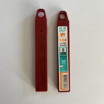 China Carbon Steel Snap-off Blade with 60 Degree Cutting Angle and 9mm Width for Precision Cutting for sale