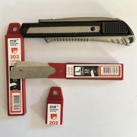 China SK2 High Carbon Steel 18mm Knife Blades 8 Segments 60° Angle For Precision Cutting for sale