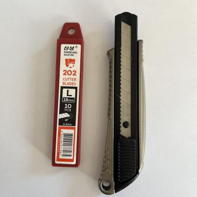 China 8 Segments 18mm Snap Off Blades Bulk 60° Angle SK2 High Carbon Steel for sale