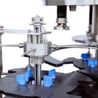 China FX-6AS Automatic Rotary Capping Machine 6 Heads 6500 BPH 380V for sale