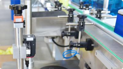 China Multiple Filling Nozzle Fluid Dispensing Machine Customized Designed for Seamless Integration into Automated Production Systems for sale