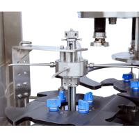 China FXZ-6J Auto High-Speed Inline Capping Machine 7000 BPH 220V for Round Flat Bottles for sale