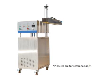 China High Speed Pesticide Filling Machine with Integrated Electromagnetic Induction Sealing Suitable for Various Bottle Caps for sale