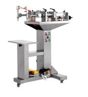 China CBG1000-2Y Semi-Automatic Twin Head Liquid Filling Machine 80-1000ml Capacity 2100 Bottles/Hour for sale