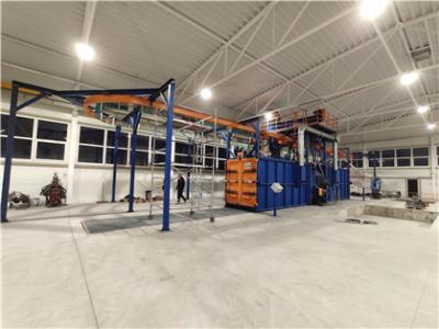 China Accumulation QXL10 Catenary Shot Blasting Machine Shovel Handle Cleaning for sale