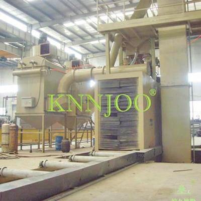 China Rust Removal Roller Conveyor Steel Shot Blaster Dustless 2.5m/Min for sale