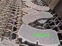 China Mesh Belt Passing Shot Blasting Machine For Aluminium Profile Cleaning for sale