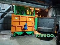 China Double Station Turntable Shot Blasting Machine Heat Treatment for sale