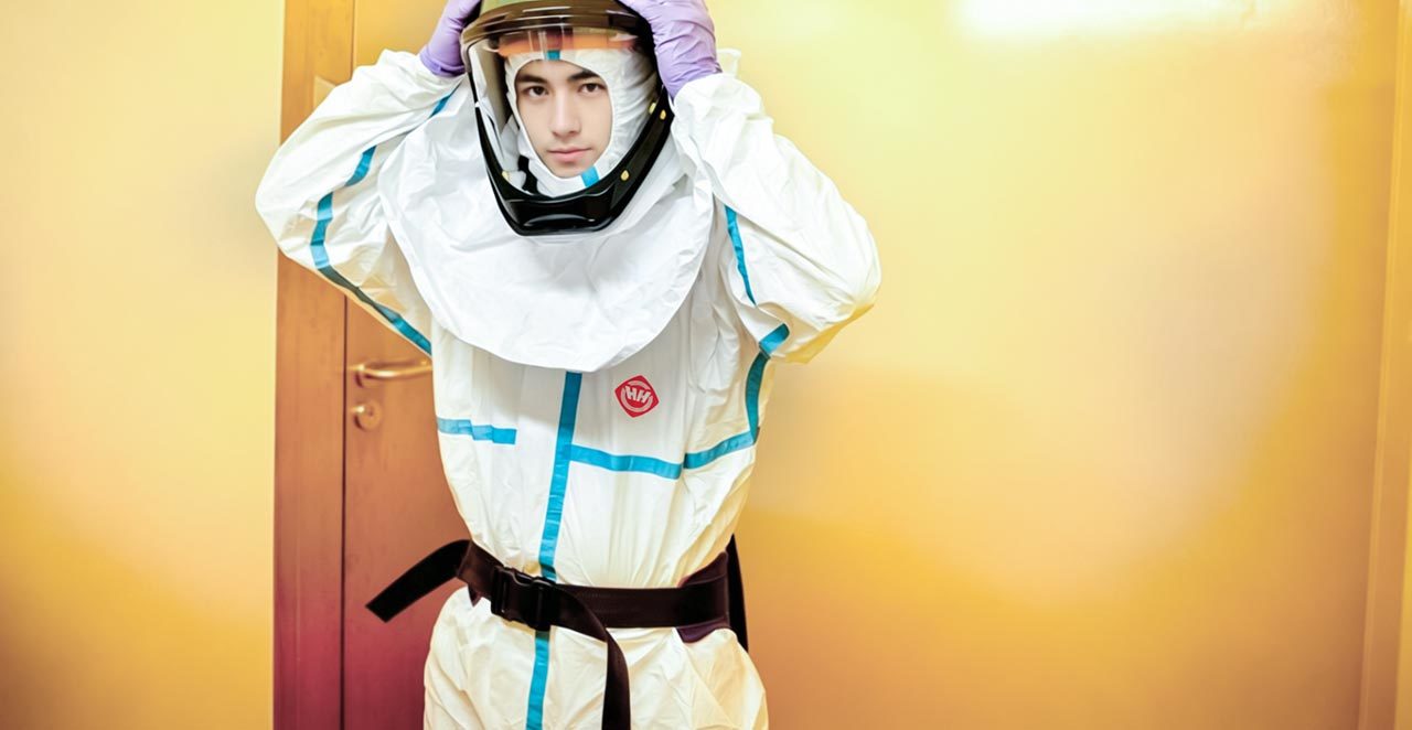 Covering protective suit