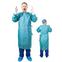China Disposable SMMS Surgical Gown – AAMI Level 3 for sale