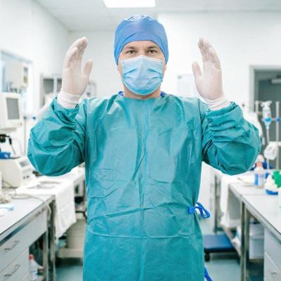 China Disposable SMMS Surgical Gown with AAMI Level 3 High Barrier Protection and SMMS Composite Fabric for sale