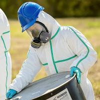 China Industrial Anti-Acid & Alkali Adhesive Taped Hazmat Suit with Type 3/4/5/6 Protection for Chemical Safety for sale