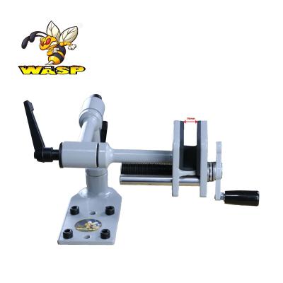 China 360 Degree Multi-Functional Bow Tuning Vise for Archery Maintenance and Axis Leveling for sale