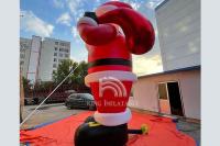 China Giant Inflatable Santa Claus With A Gift Bag Christmas Decorations Outdoor for sale