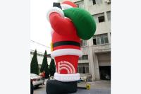 China Giant 33 Ft / 10M Inflatable Santa Outdoor Inflatable Christmas Decoration Blow Up Santa Claus for sale