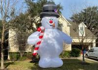 China 20ft Inflatable Snowman Christmas Decoration Yard Inflatables Moving Christmas Snowman for sale
