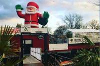 China Inflatable Santa Claus Giant Inflatable Christmas Decorations Santa Inflatables for sale
