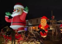 China Santa Blow Up Christmas Decorations Giant Inflatable Santa Claus Inflatables for sale