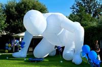 China Giant Inflatable Sculptures Art Exhibitions Inflatable Human Model For Advertising for sale