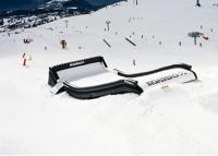China Snowboard Landing Airbag Safety Air Bag With Blower For Athletes Of All Levels for sale