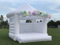 China Commercial White Inflatable Bouncer Castle Jumping Inflatable Wedding Bounce House for sale
