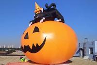 China 4m Inflatable Advertising Products Halloween Pumpkin With Black Cat for sale