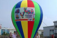 China Custom Rainbow Giant Inflatable Advertising Balloons For Promotion Events for sale