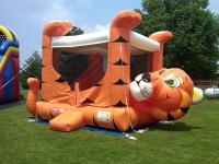 China PVC Coated Cartoon Tiger Inflatable Bouncer Castle Blow Up Jumping Castle for sale